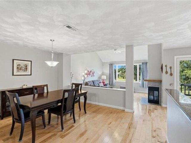 house with 3 bedroom, North Providence RI ES103222851