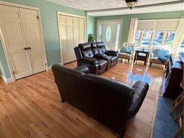 house with 3 bedroom, North Providence RI ES103929450