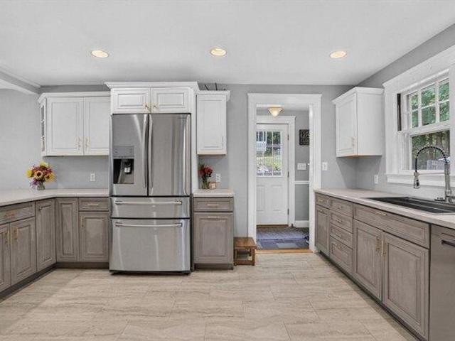 house with 3 bedroom, North Reading MA DS104045651