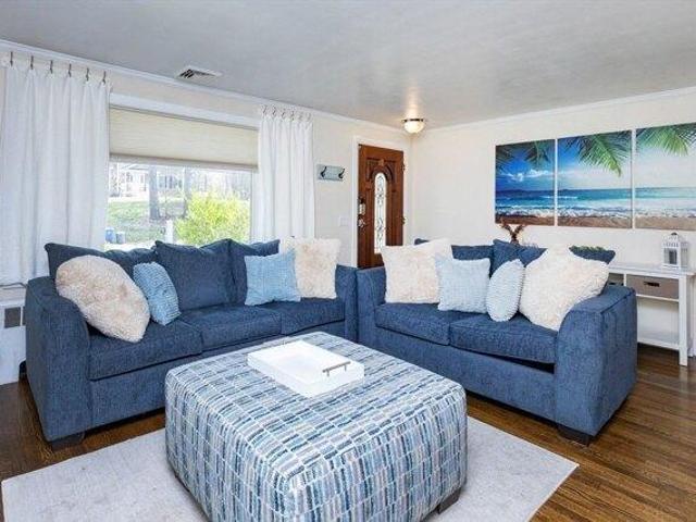 house with 3 bedroom, North Reading MA DS102725729