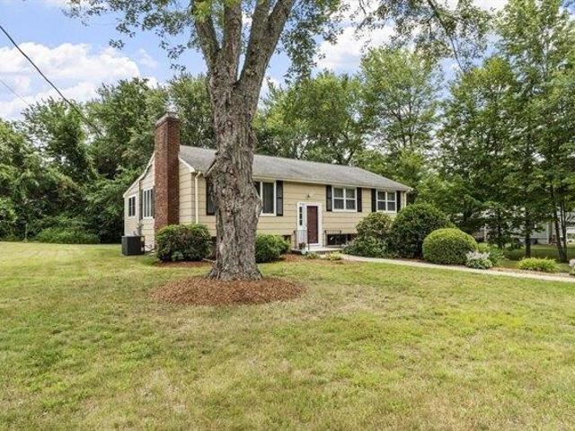 house with 3 bedroom, North Reading MA ES104045519