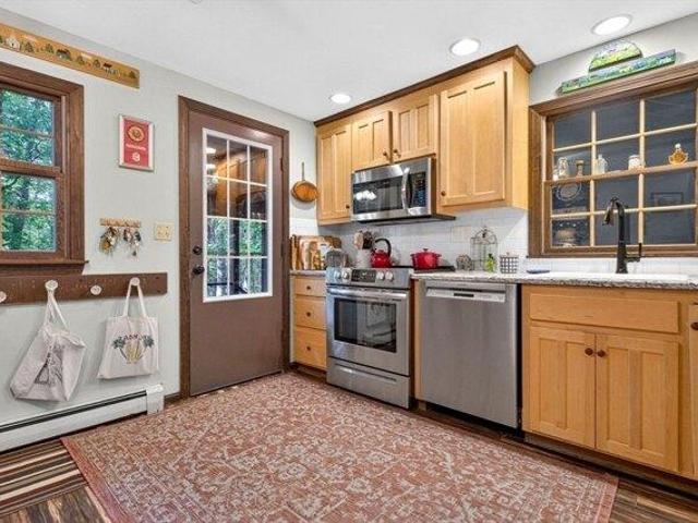 house with 3 bedroom, North Reading MA ES104650439