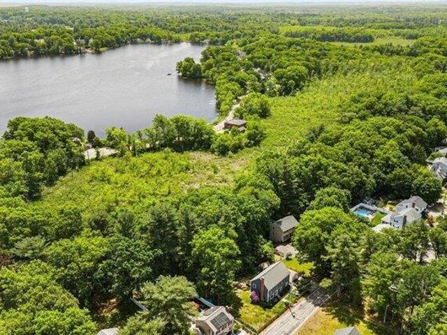 house with 3 bedroom, North Reading MA ES105095237