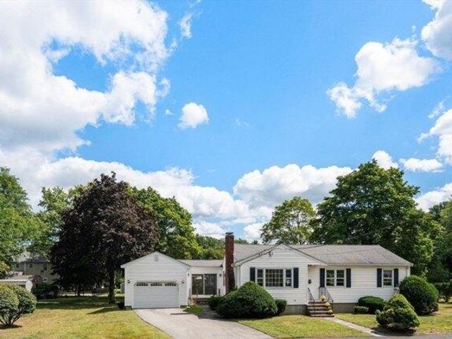 house with 3 bedroom, North Reading MA ES105207012