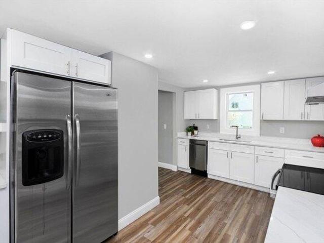 house with 3 bedroom, North Reading MA ES103016236