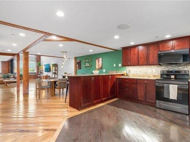 house with 3 bedroom, North Smithfield RI DLS101658498