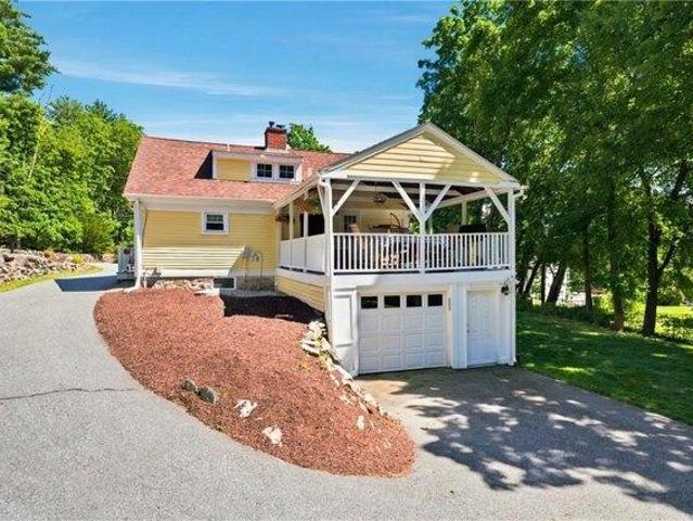 house with 3 bedroom, North Smithfield RI DS103851542