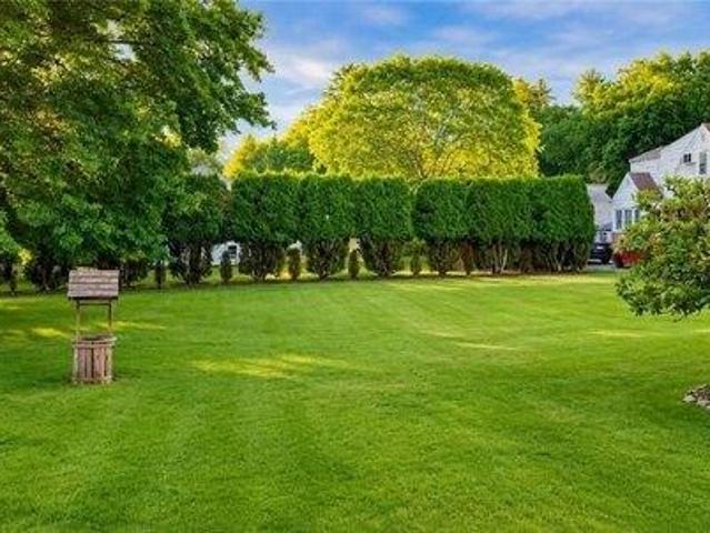 house with 3 bedroom, North Smithfield RI ES104264204