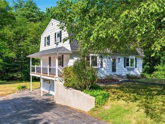 house with 3 bedroom, North Smithfield RI ES104792425