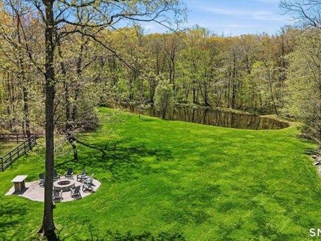 house with 3 bedroom, North Stonington CT DS102562113