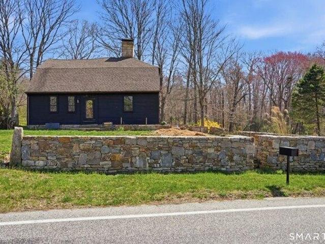 house with 3 bedroom, North Stonington CT ES103159551