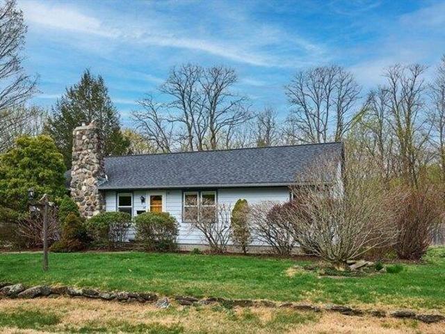 house with 3 bedroom, Northampton MA DS102345515