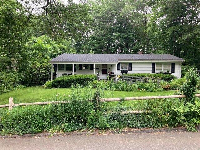 house with 3 bedroom, Northampton MA DS102776863