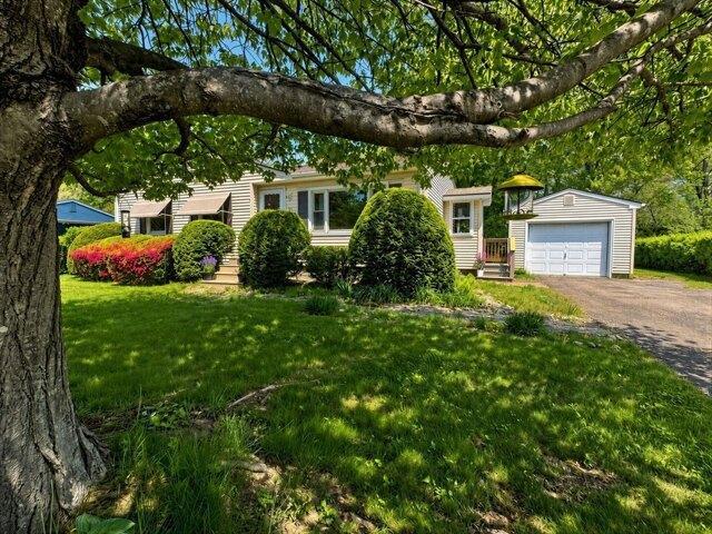 house with 3 bedroom, Northampton MA DS102724267