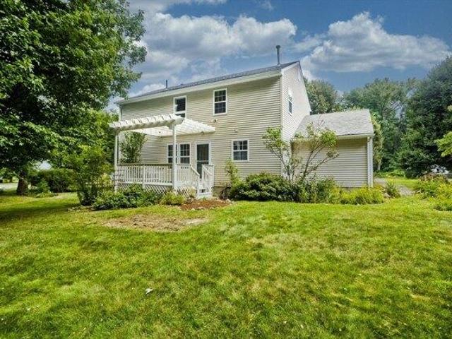 house with 3 bedroom, Northampton MA ES105079958
