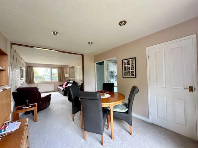 House With 3 Bedroom Northampton Northamptonshire ES86120463