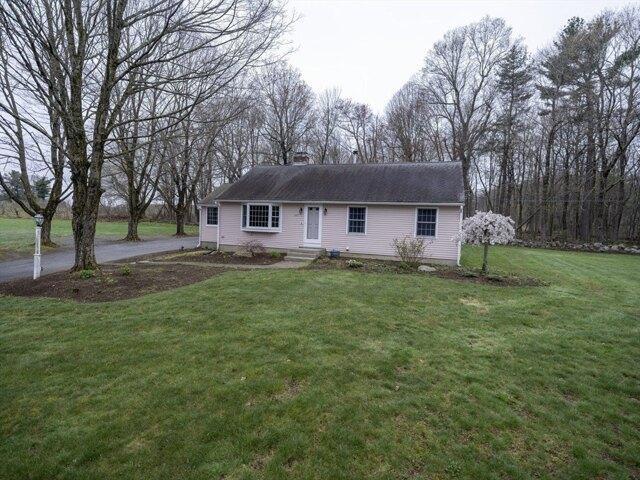house with 3 bedroom, Northborough MA DS102583560