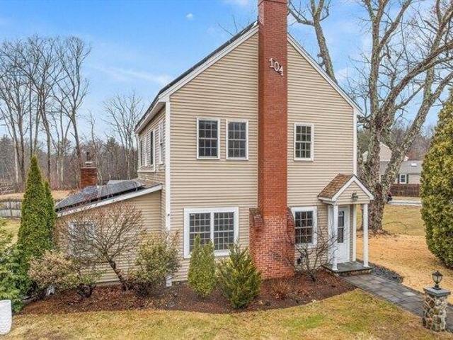 house with 3 bedroom, Northborough MA DS103443153