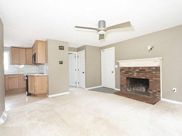 house with 3 bedroom, Northborough MA ES103494027
