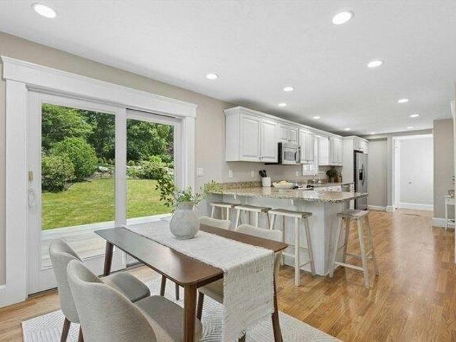 house with 3 bedroom, Northborough MA ES103495204