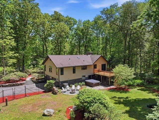house with 3 bedroom, Northborough MA ES103163030