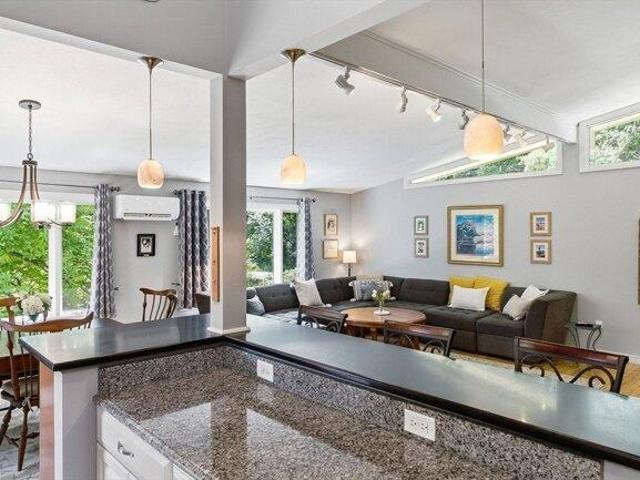 house with 3 bedroom, Northborough MA ES105082310