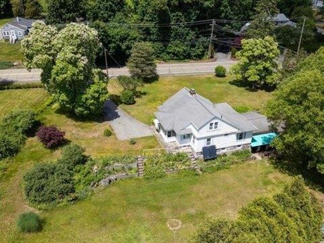 house with 3 bedroom, Northborough MA ES105230036