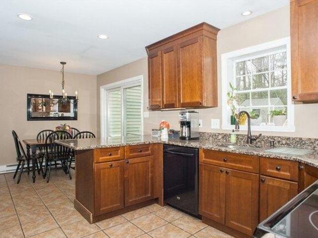 house with 3 bedroom, Northbridge MA DS102063159