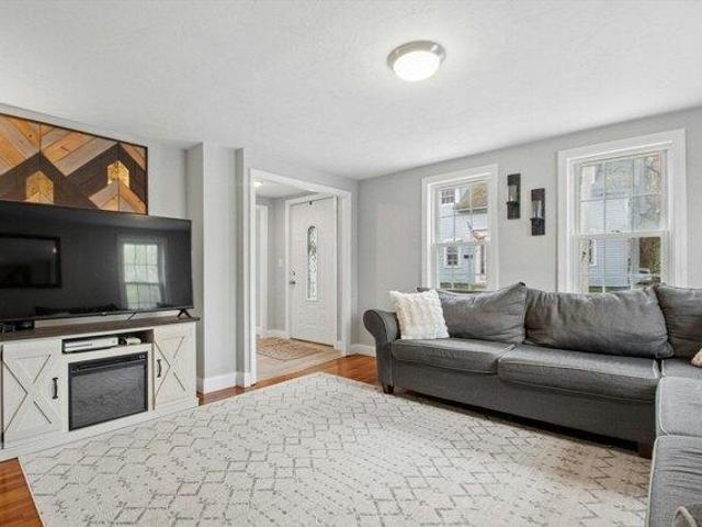 house with 3 bedroom, Northbridge MA DS102531942