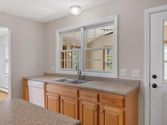 house with 3 bedroom, Northbridge MA ES104077483