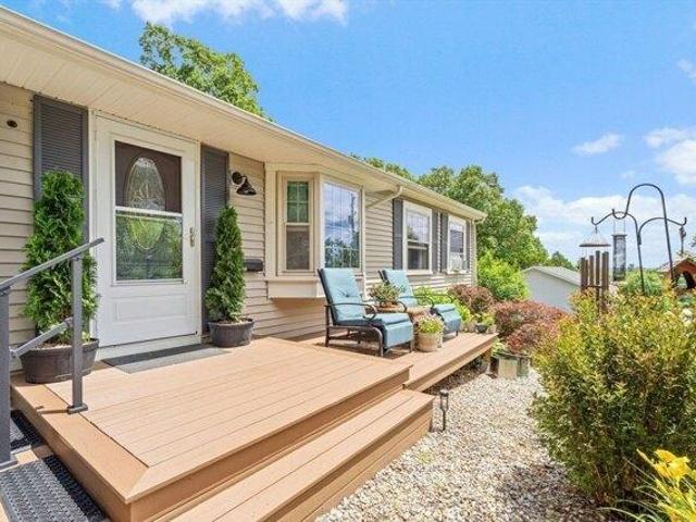 house with 3 bedroom, Northbridge MA ES104114669