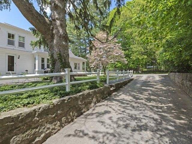 house with 3 bedroom, Northbridge MA ES105061607