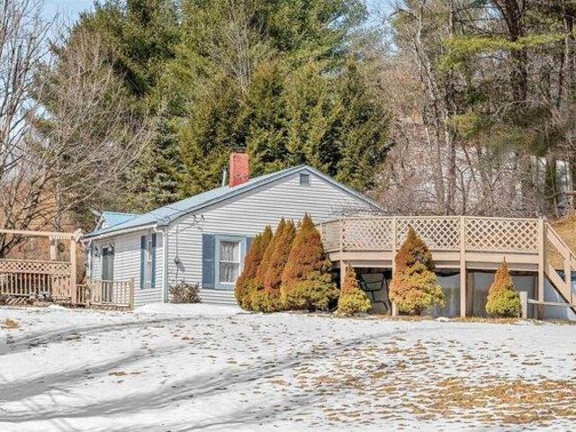 house with 3 bedroom, Northfield VT DS102317809