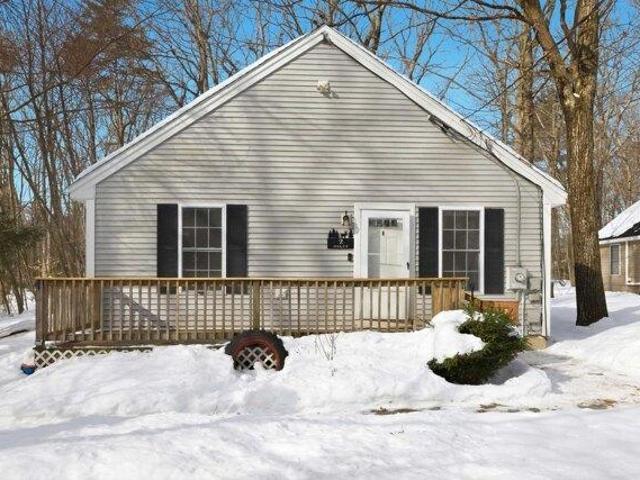 house with 3 bedroom, Northwood NH DLS101780615