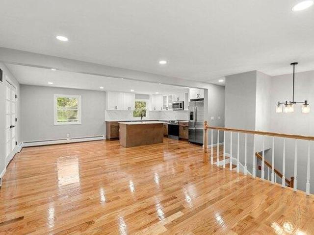 house with 3 bedroom, Norton MA ES105442185