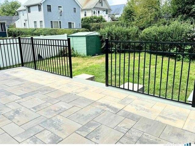house with 3 bedroom, Norwalk CT DLS101751034