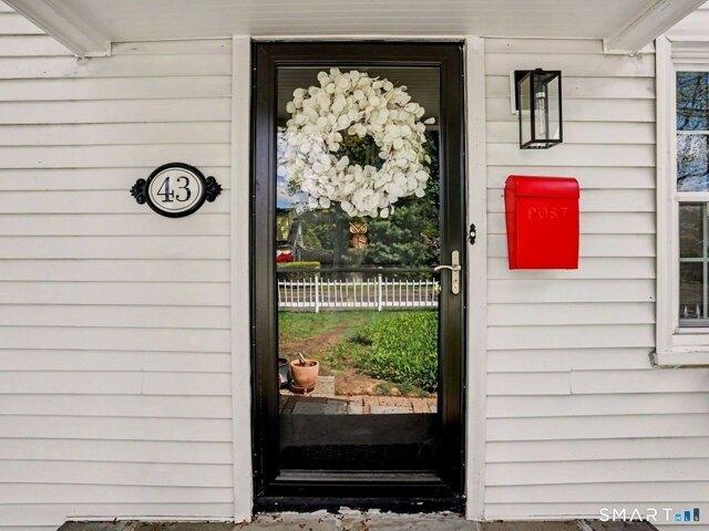 house with 3 bedroom, Norwalk CT DLS102279632