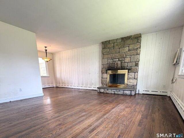 house with 3 bedroom, Norwalk CT DLS102566053