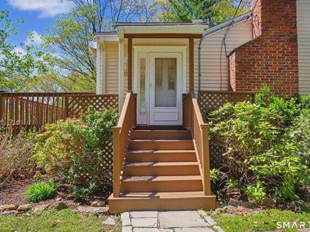 house with 3 bedroom, Norwalk CT DLS103125663