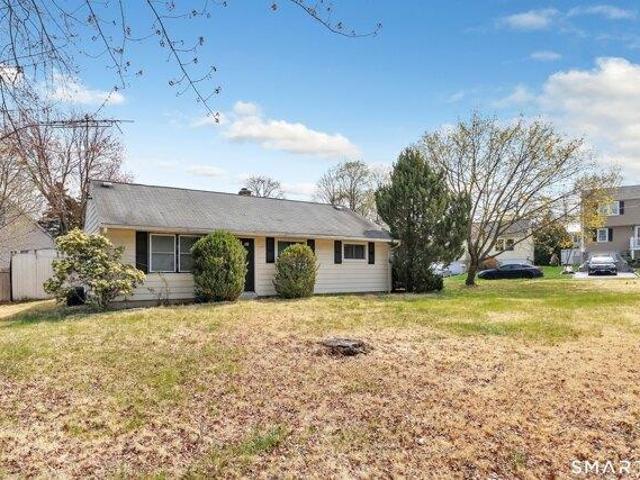 house with 3 bedroom, Norwalk CT DS102444137