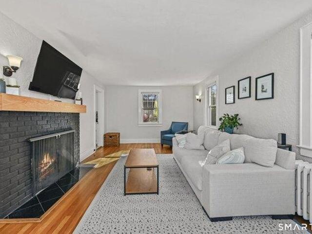 house with 3 bedroom, Norwalk CT DS103125668