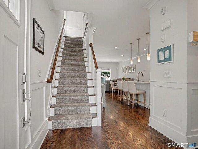 house with 3 bedroom, Norwalk CT ES104189930