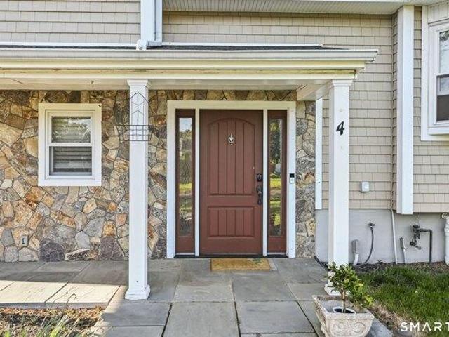 house with 3 bedroom, Norwalk CT ES104190985