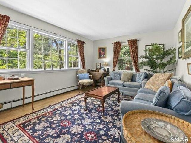 house with 3 bedroom, Norwalk CT ES104193197