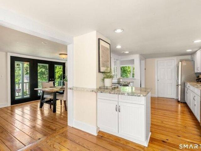 house with 3 bedroom, Norwalk CT ES104922271