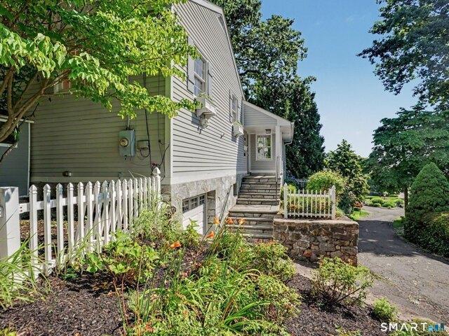 house with 3 bedroom, Norwalk CT ES105127338
