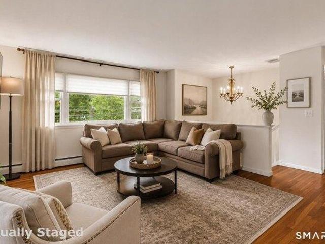 house with 3 bedroom, Norwalk CT ES105158200