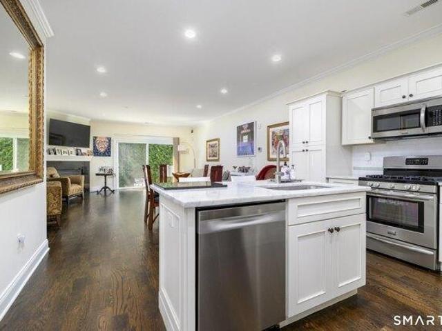 house with 3 bedroom, Norwalk CT ES105159261