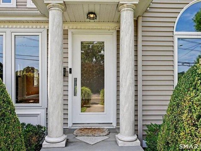 house with 3 bedroom, Norwalk CT ES105204984