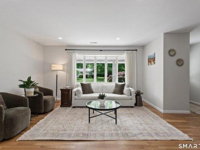 house with 3 bedroom, Norwalk CT ES103499801